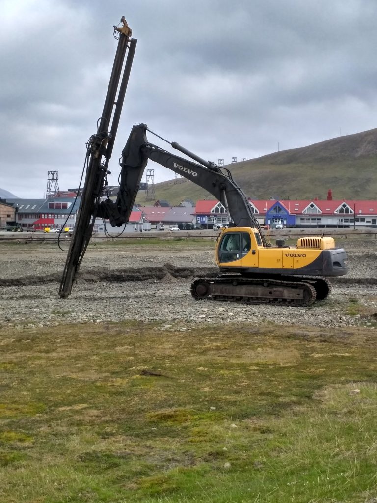 Pile driving rig - Polarpedia